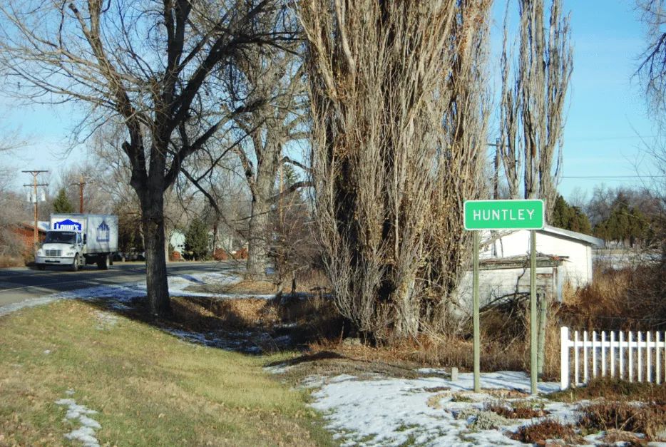 Hanging Out in Huntley